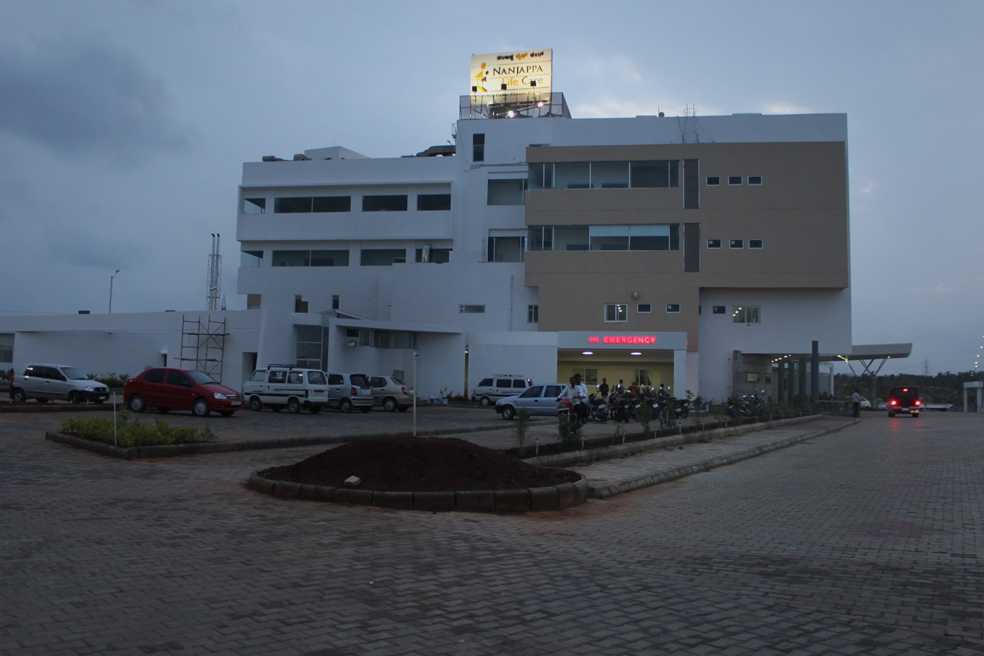 Nanjappa Life Care - Int-Hab, Architecture + Design Studio